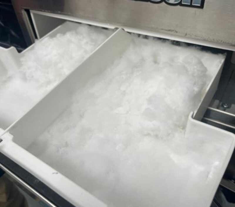 On-premises Laundry Equipment That Cuts Lint Problem